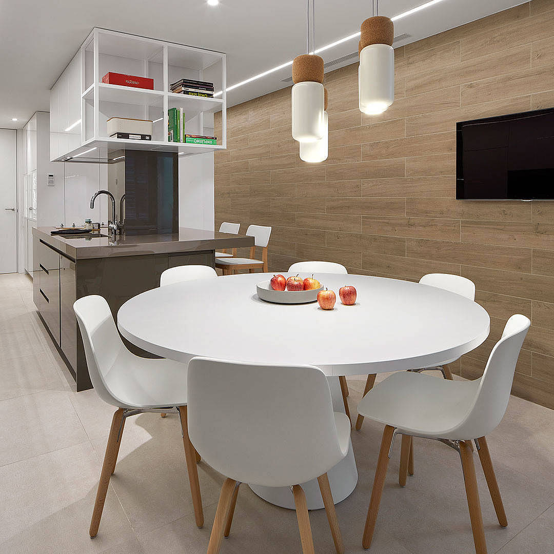 015-lazadenas-apartment-molins-design | HomeAdore