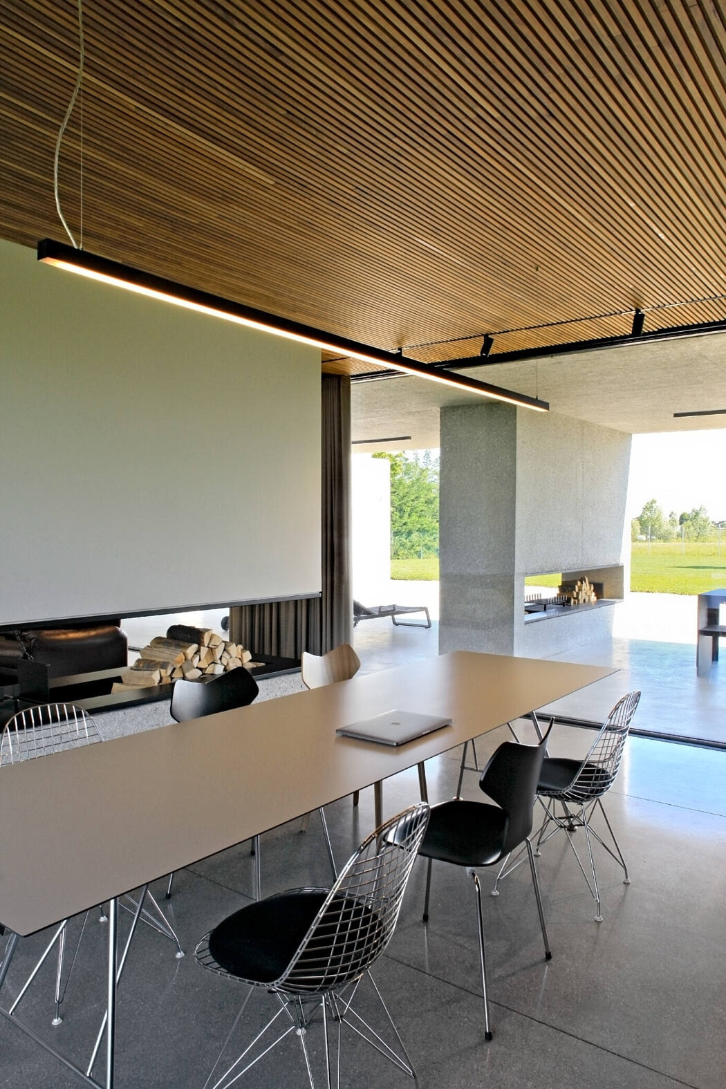 Minimal Villa by Mide Architetti | HomeAdore