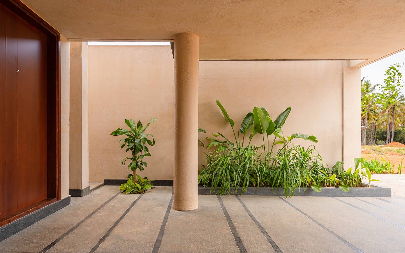 003-earth-villa-svamitva-architecture-studio | HomeAdore