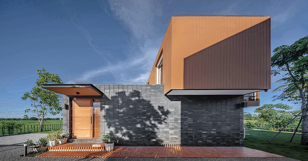 SR House by Studio Chieng-Neur | HomeAdore