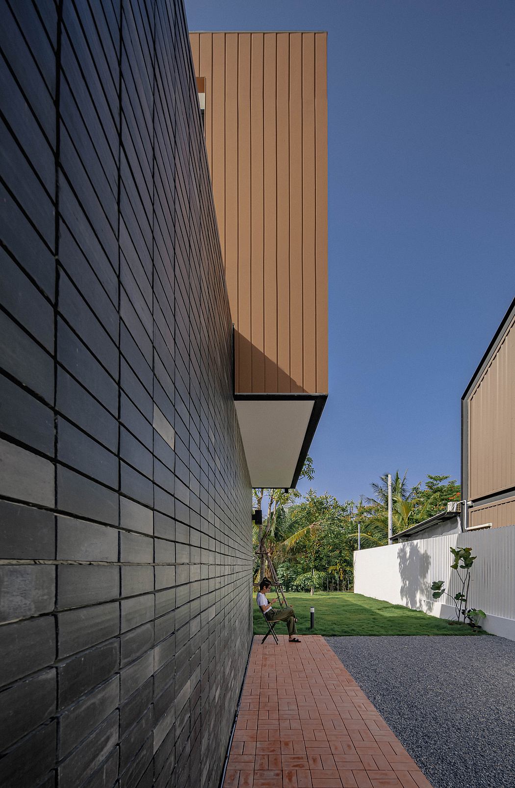 SR House by Studio Chieng-Neur | HomeAdore