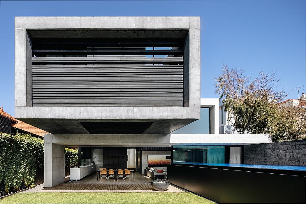 Strong Arm House by MCK Architecture + Interiors | HomeAdore